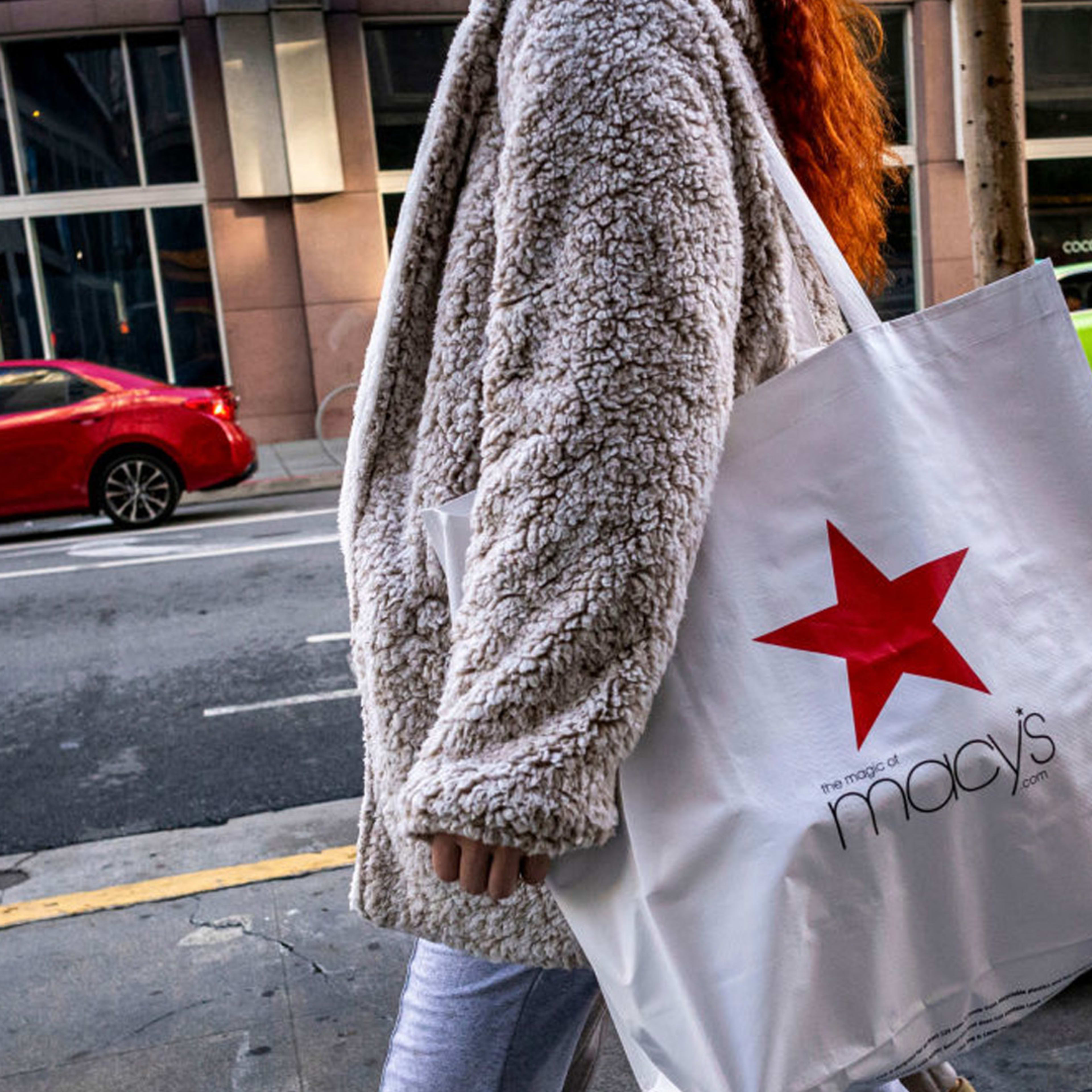 Amazon is selling a $1,300 Dell laptop for $670 - TheStreet