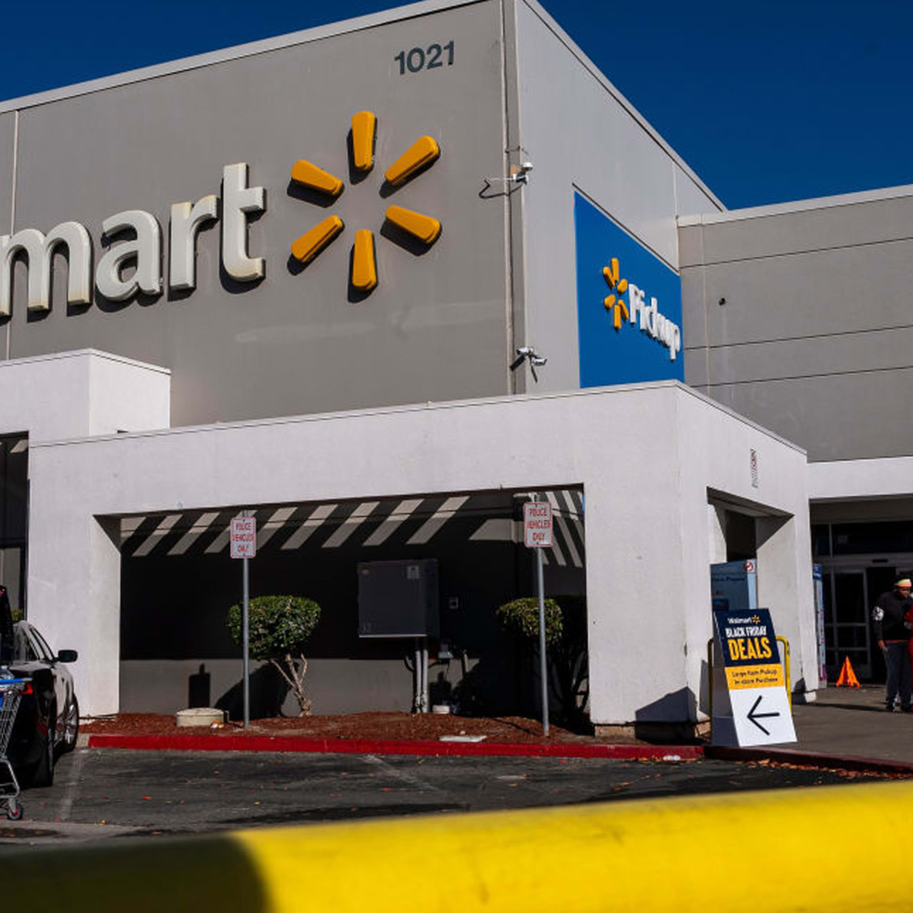 Walmart is selling a $199 Seiko automatic watch for $169 - TheStreet