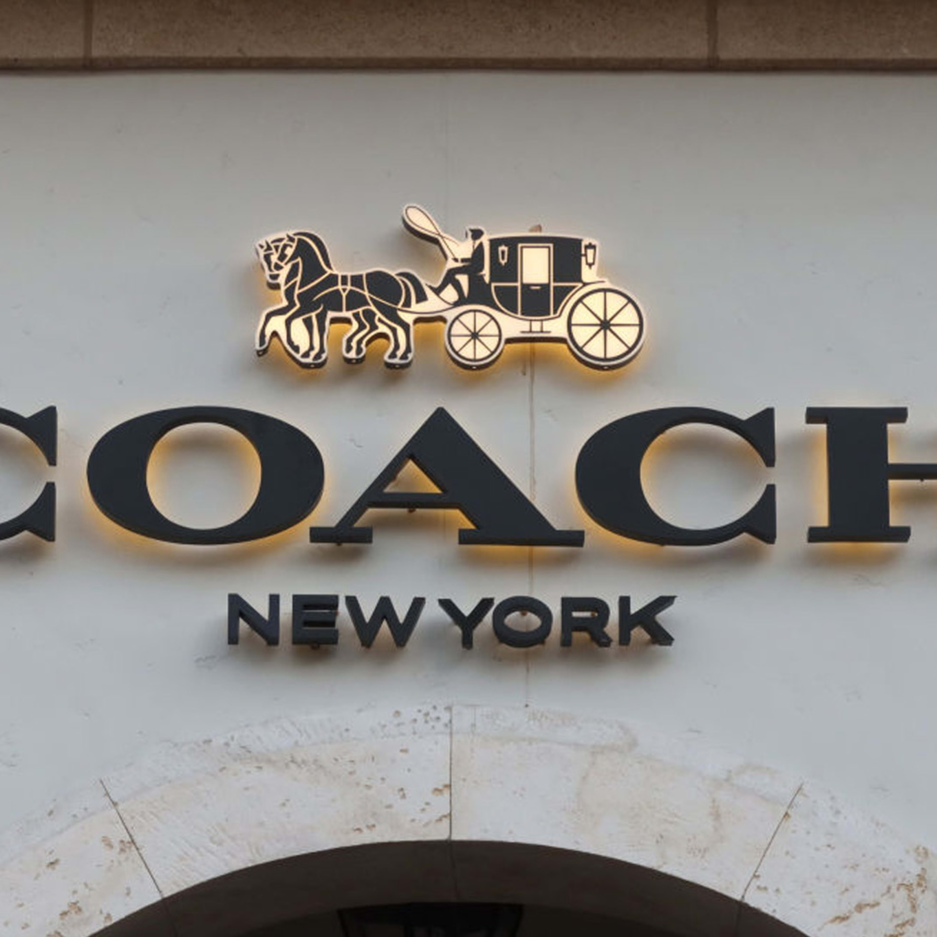 Macy's is selling $60 lace-up dress shoes for $30 - TheStreet