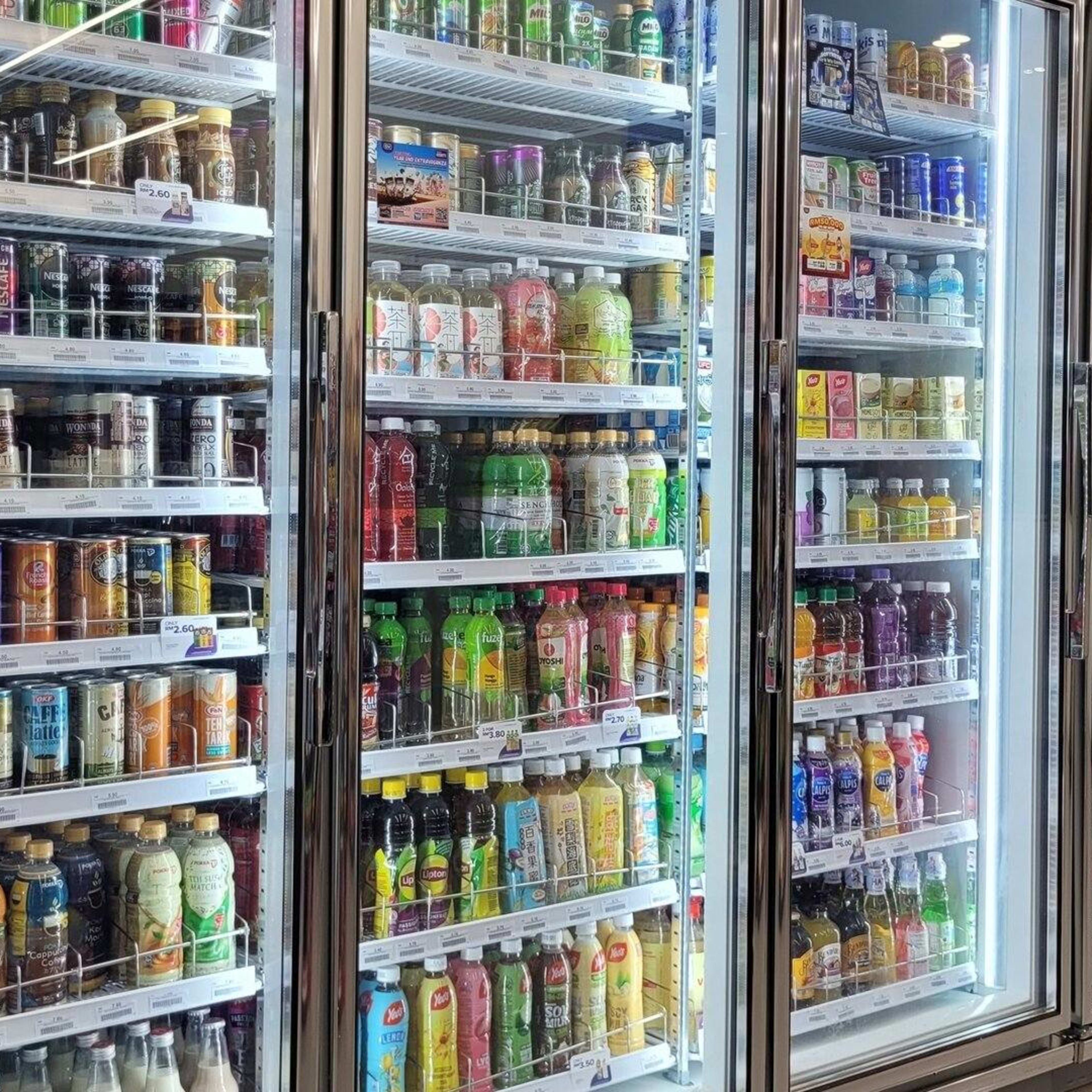 Macy's is selling a $500 cookware set for $170 - TheStreet