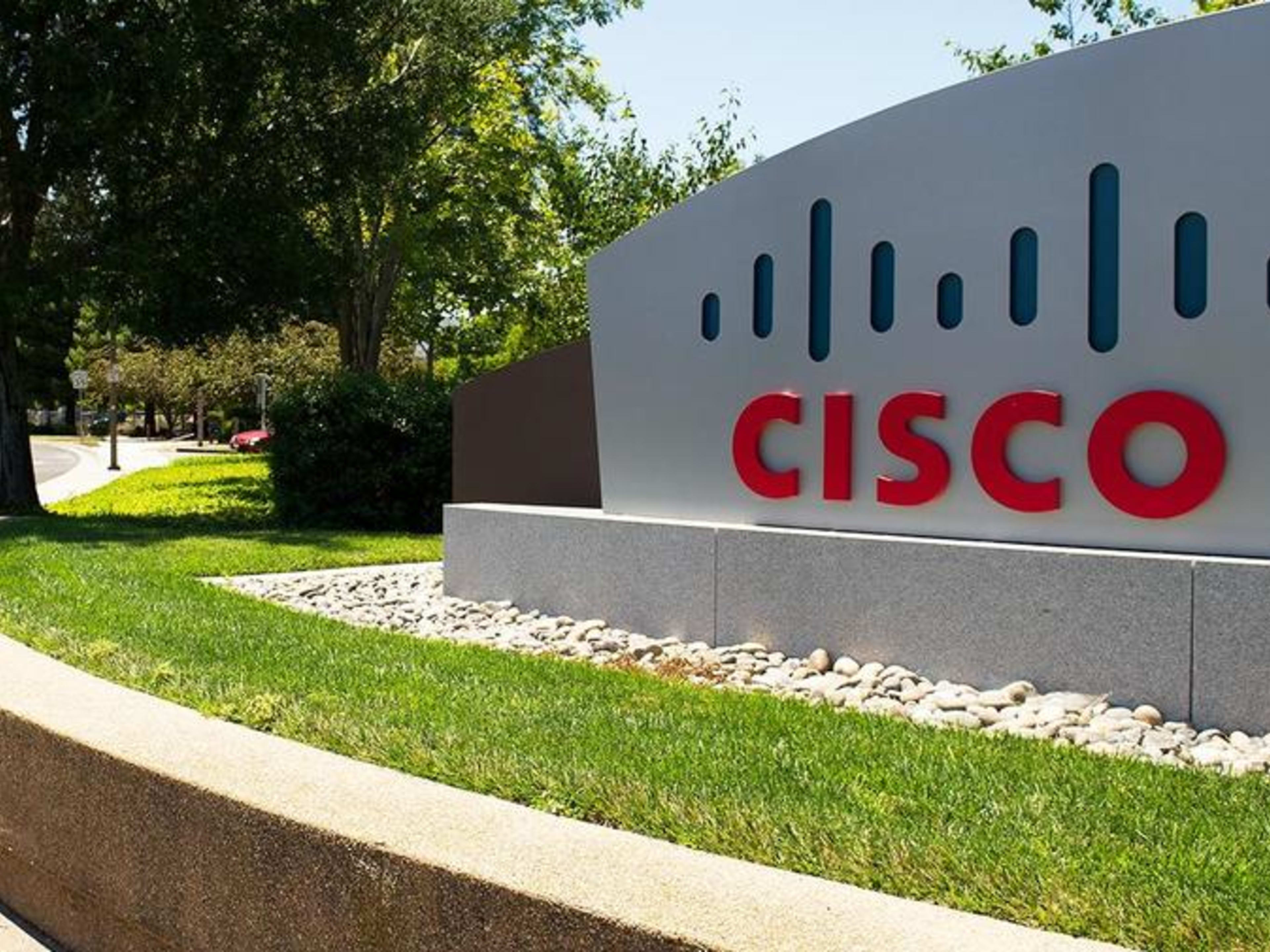 Articles by Michael Wiggins De Oliveira - TheStreet