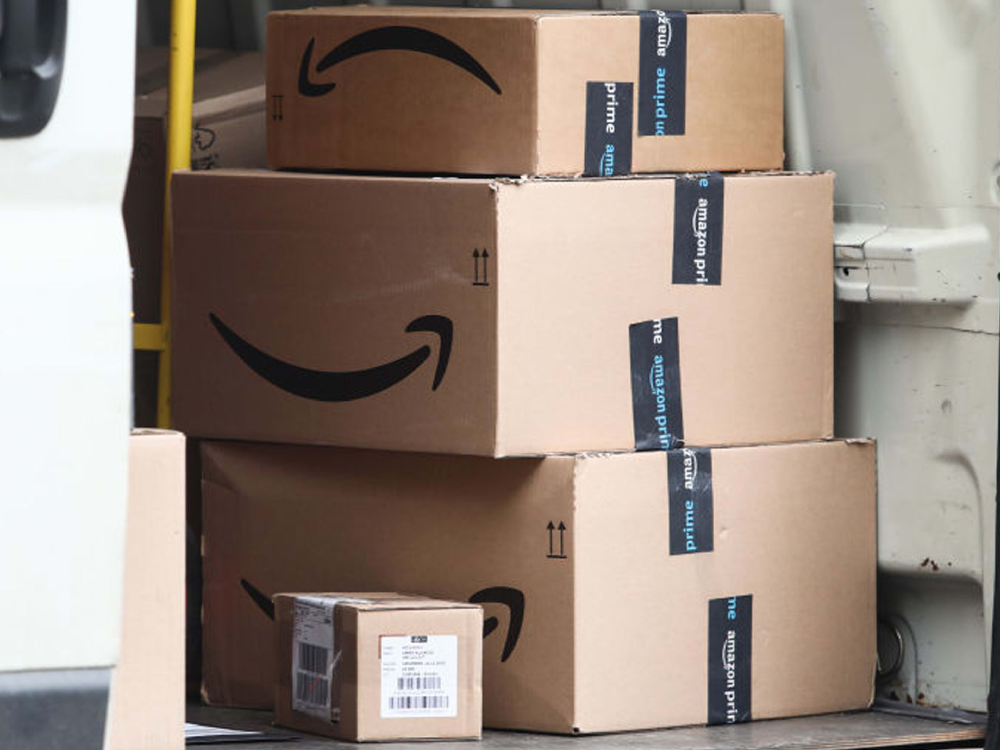 Nike's bestselling $130 Air Force 1s are on sale for $73 - TheStreet