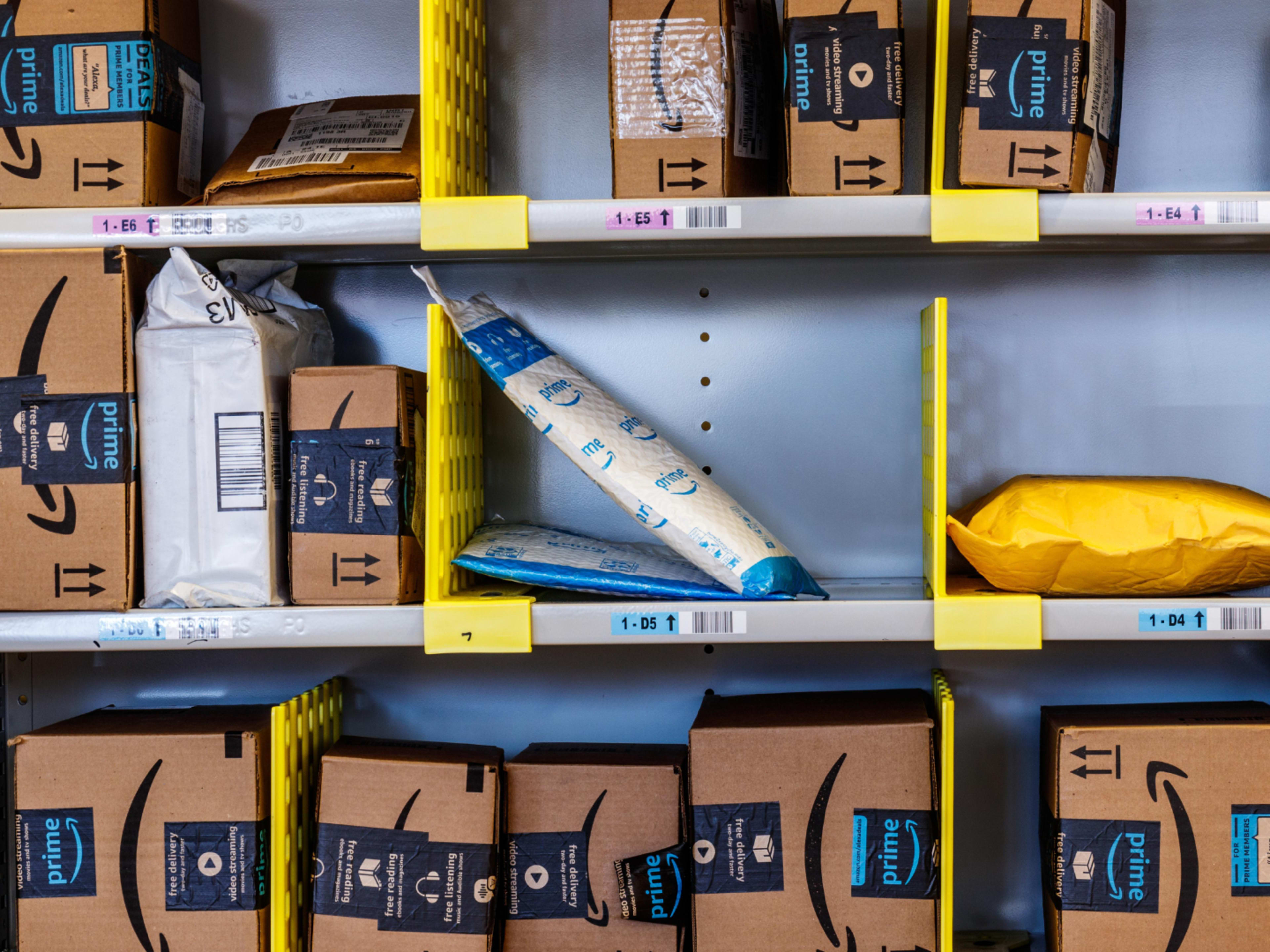 Walmart is selling a $1,120 shed for only $128 - TheStreet