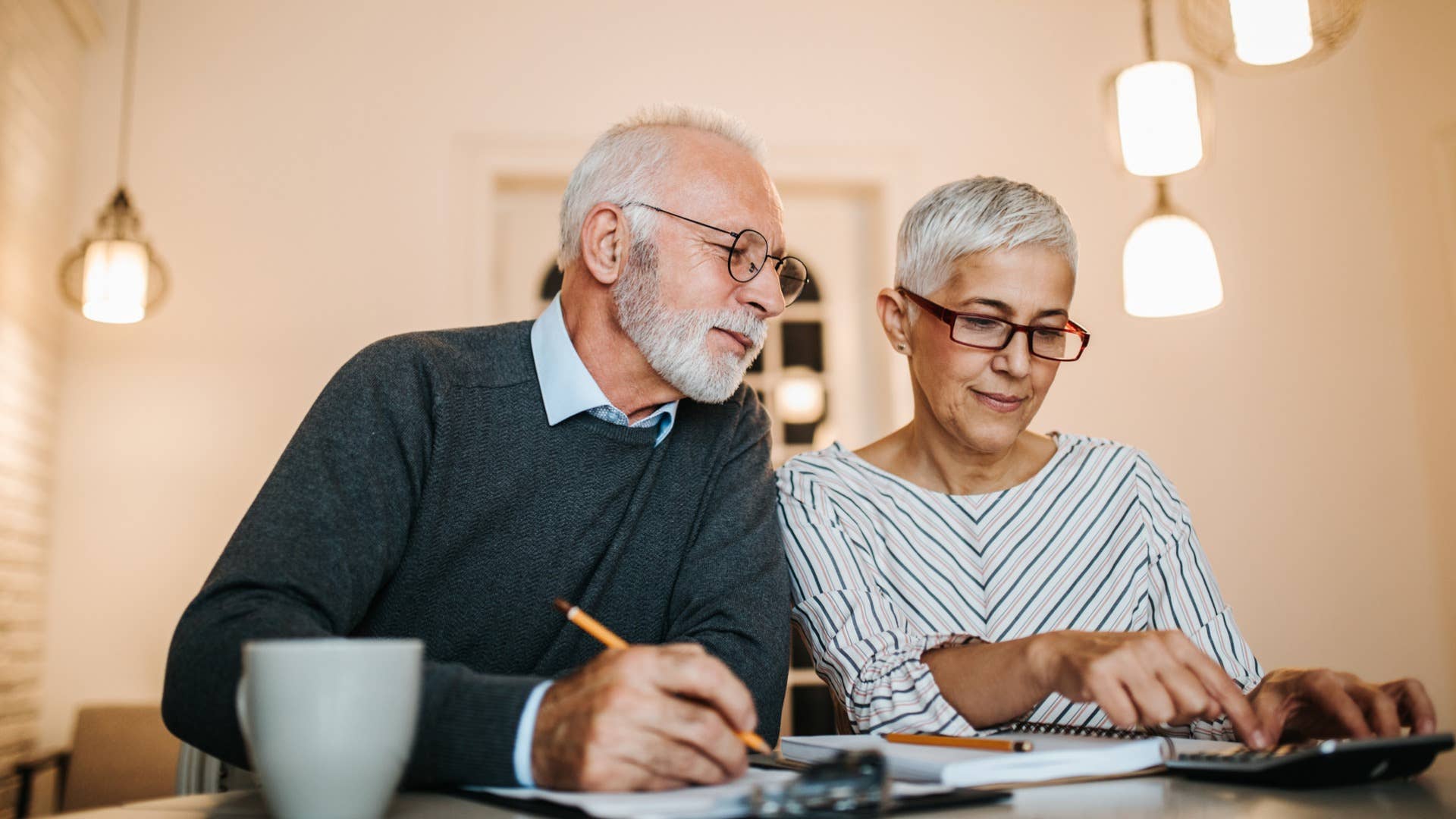 Here's the average Social Security benefit for married couples in 2025 ...