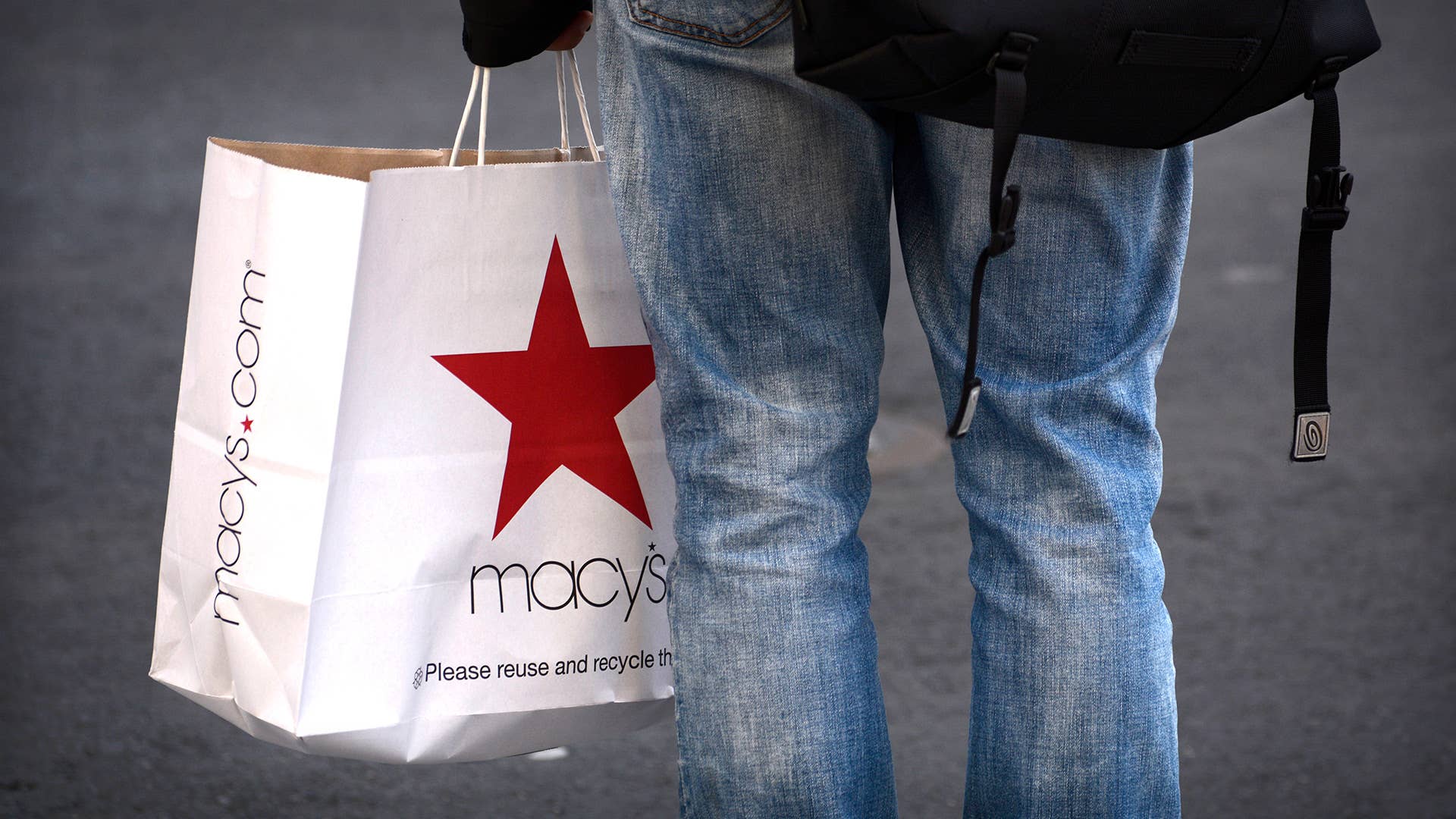 Macy’s CEO warns customers of a harsh change in stores - TheStreet