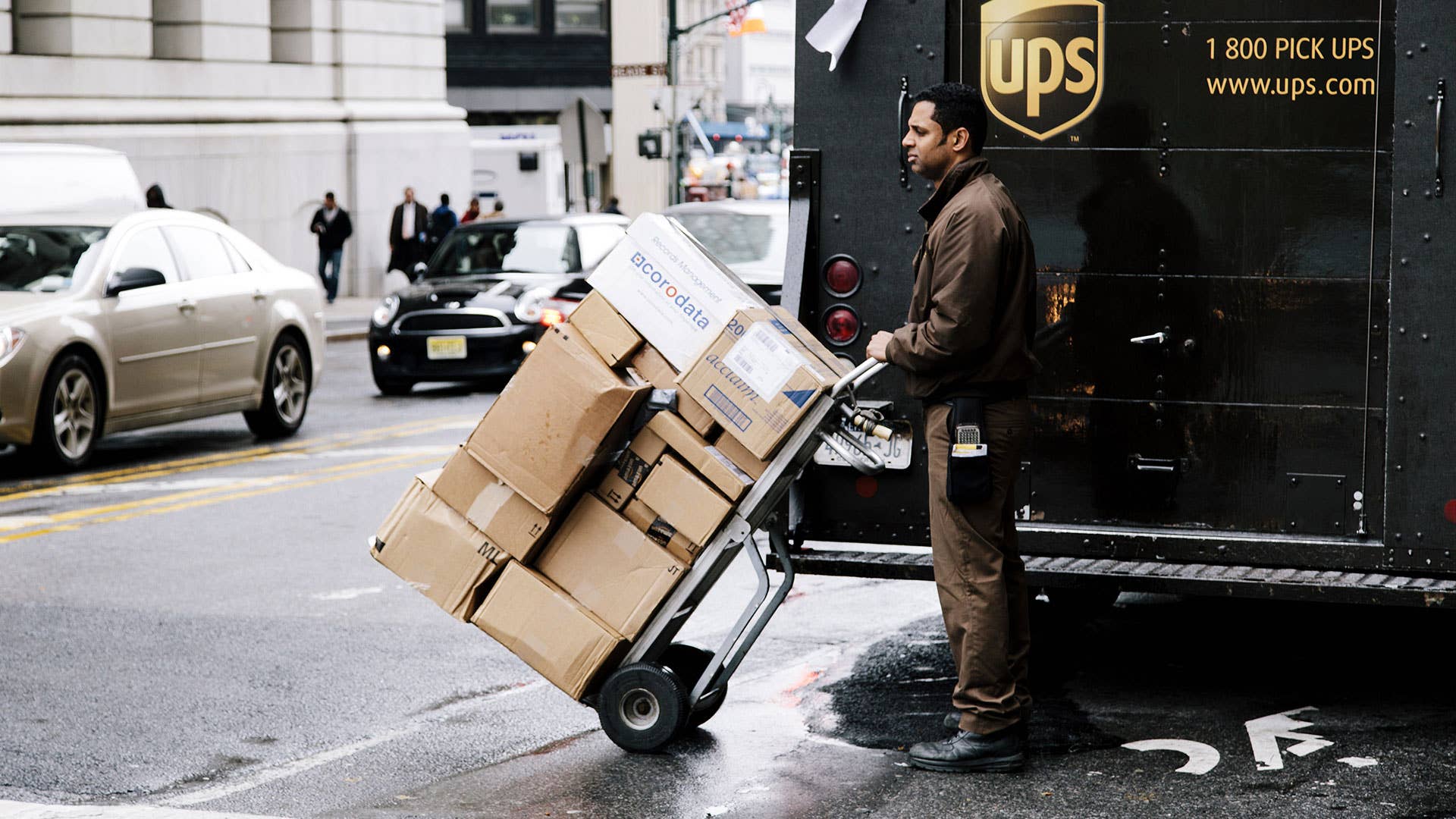 UPS Store closing three more locations - TheStreet
