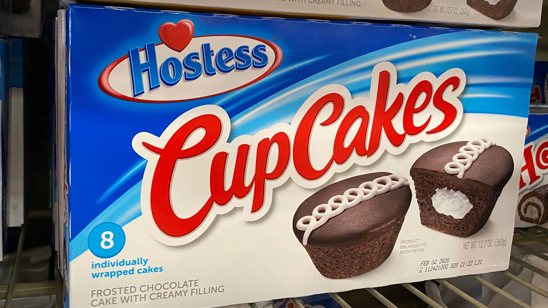 Beloved snack cake maker closing factory - TheStreet