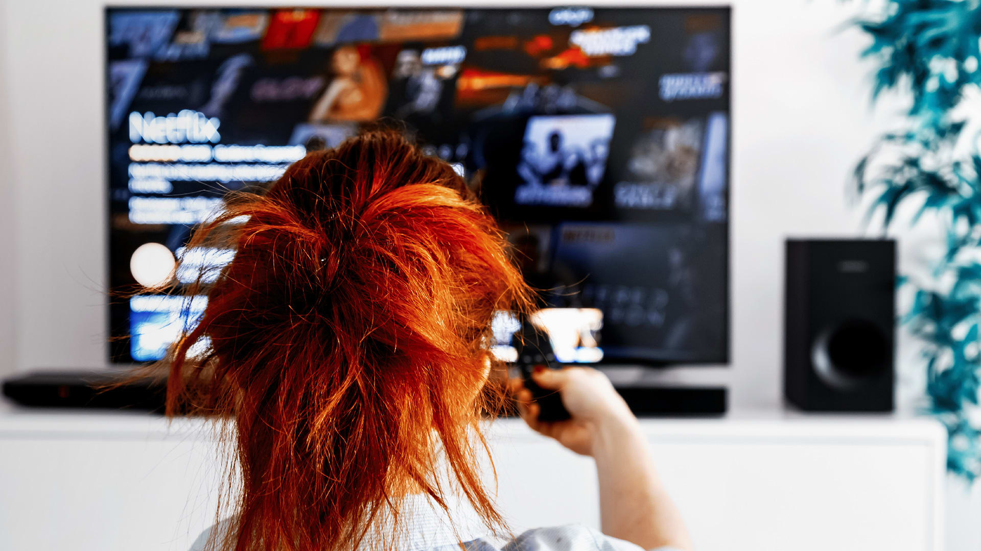 Netflix grows subscribers by making changes viewers hate - TheStreet