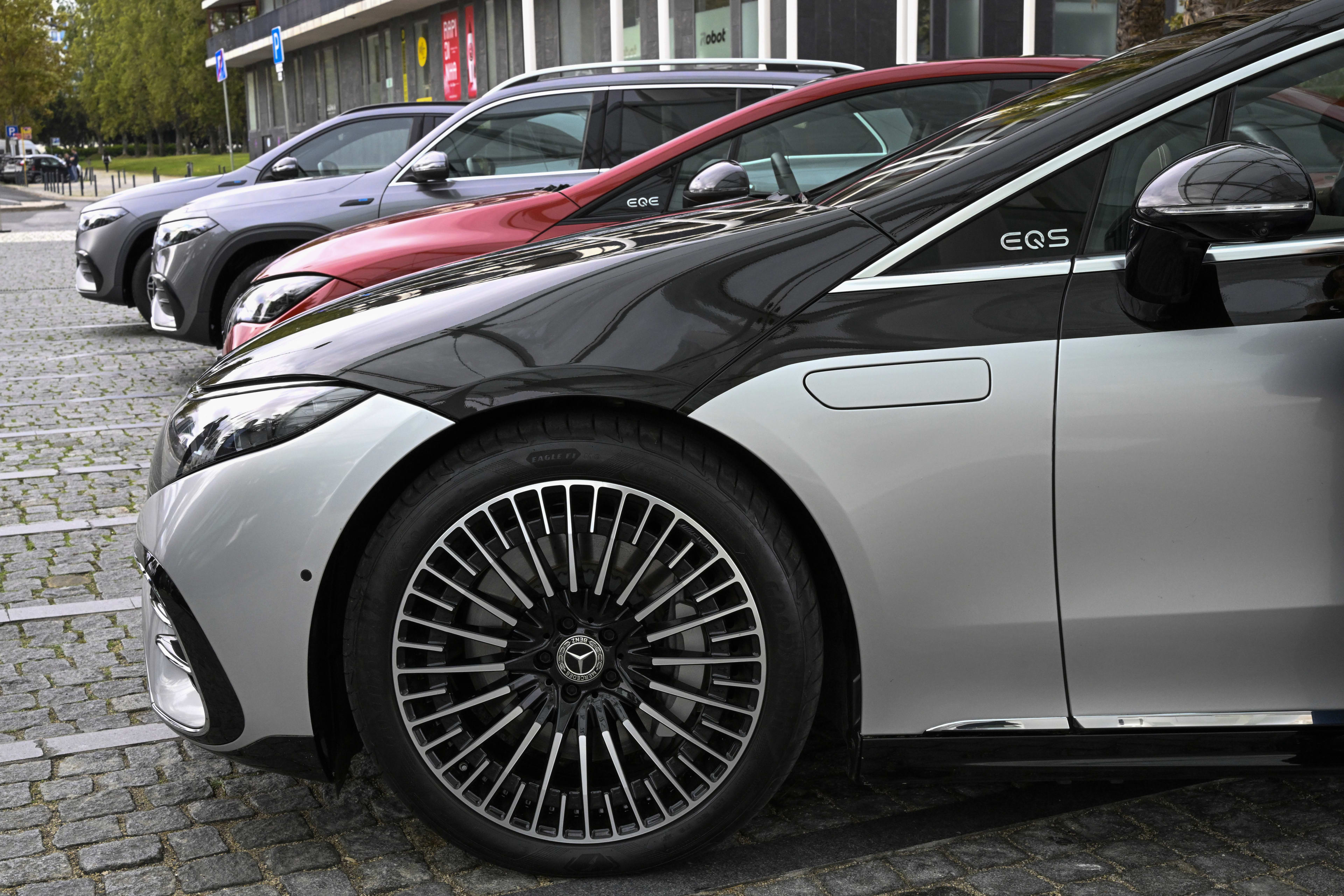 Mercedes just took a subtle dig at its biggest luxury rival - TheStreet