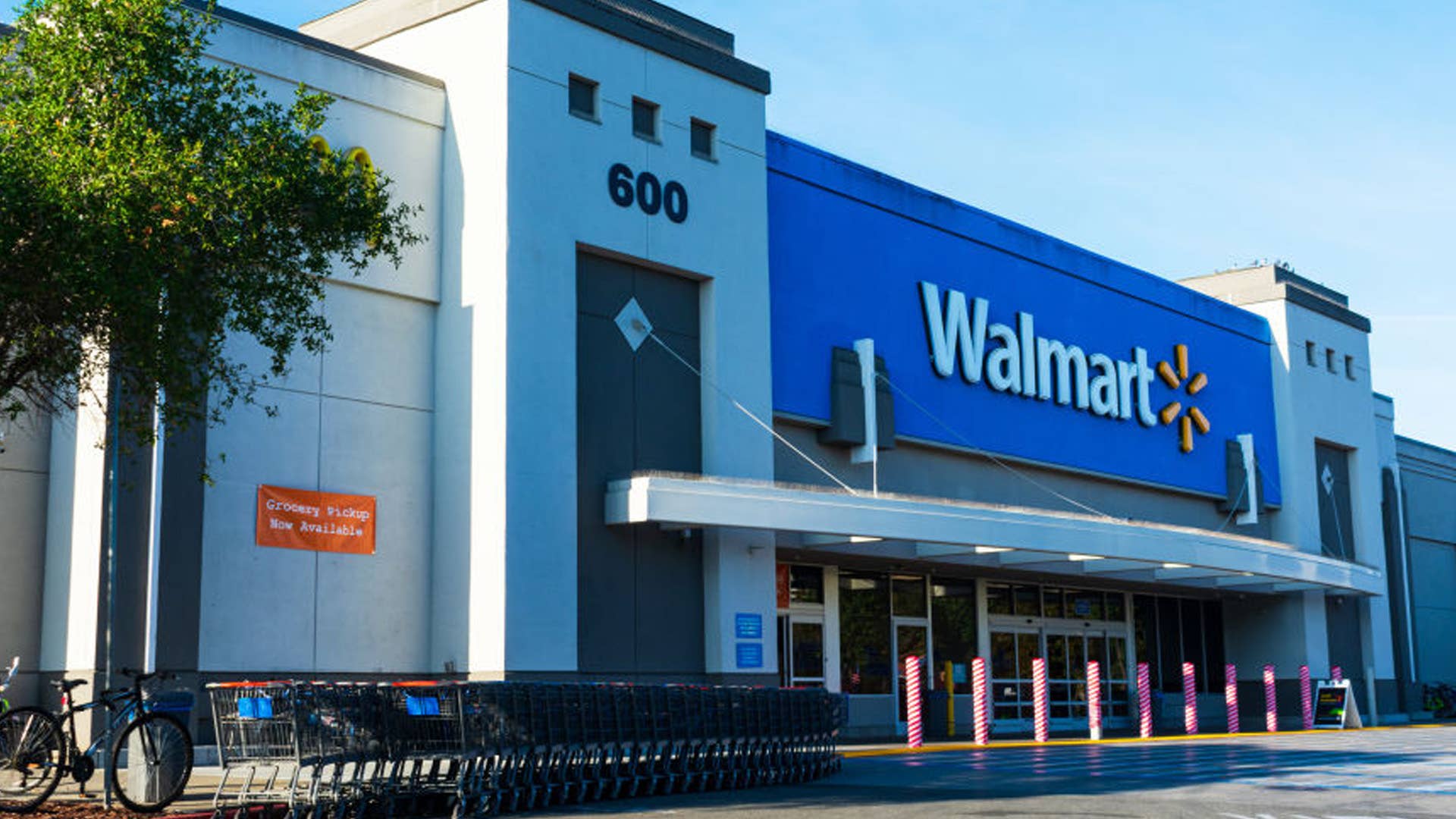 Walmart is selling a $600 above-ground pool for just $223 - TheStreet
