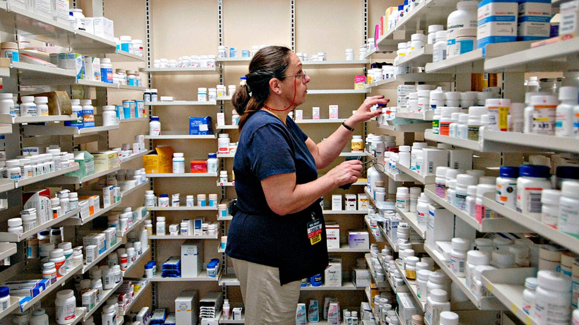 Walmart makes moves to take over business abandoned by rivals - TheStreet