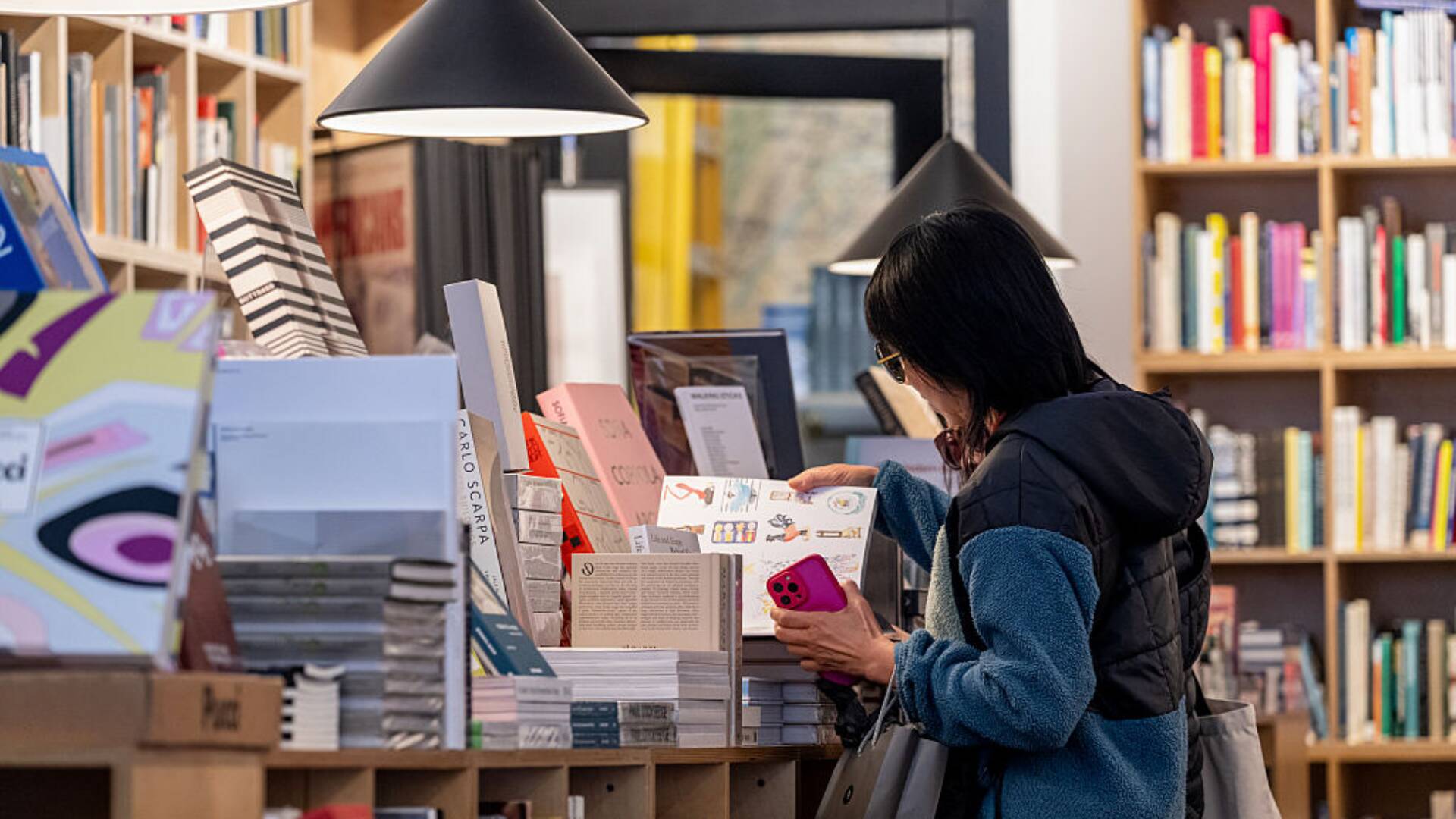 Iconic bookstore closing after successful 20-year run - TheStreet