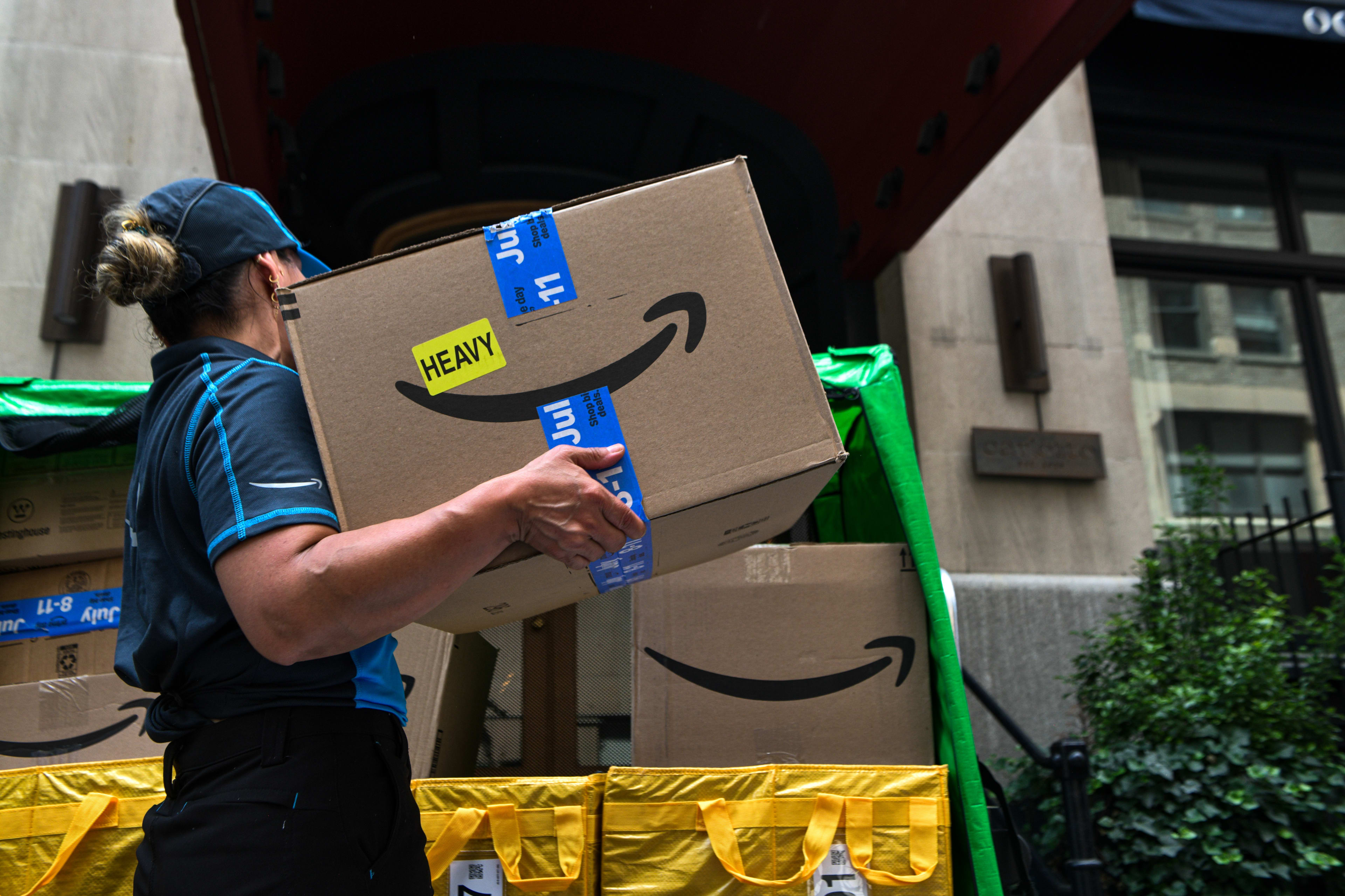 Amazon’s quiet pricing twist on tariffs stuns shoppers - TheStreet