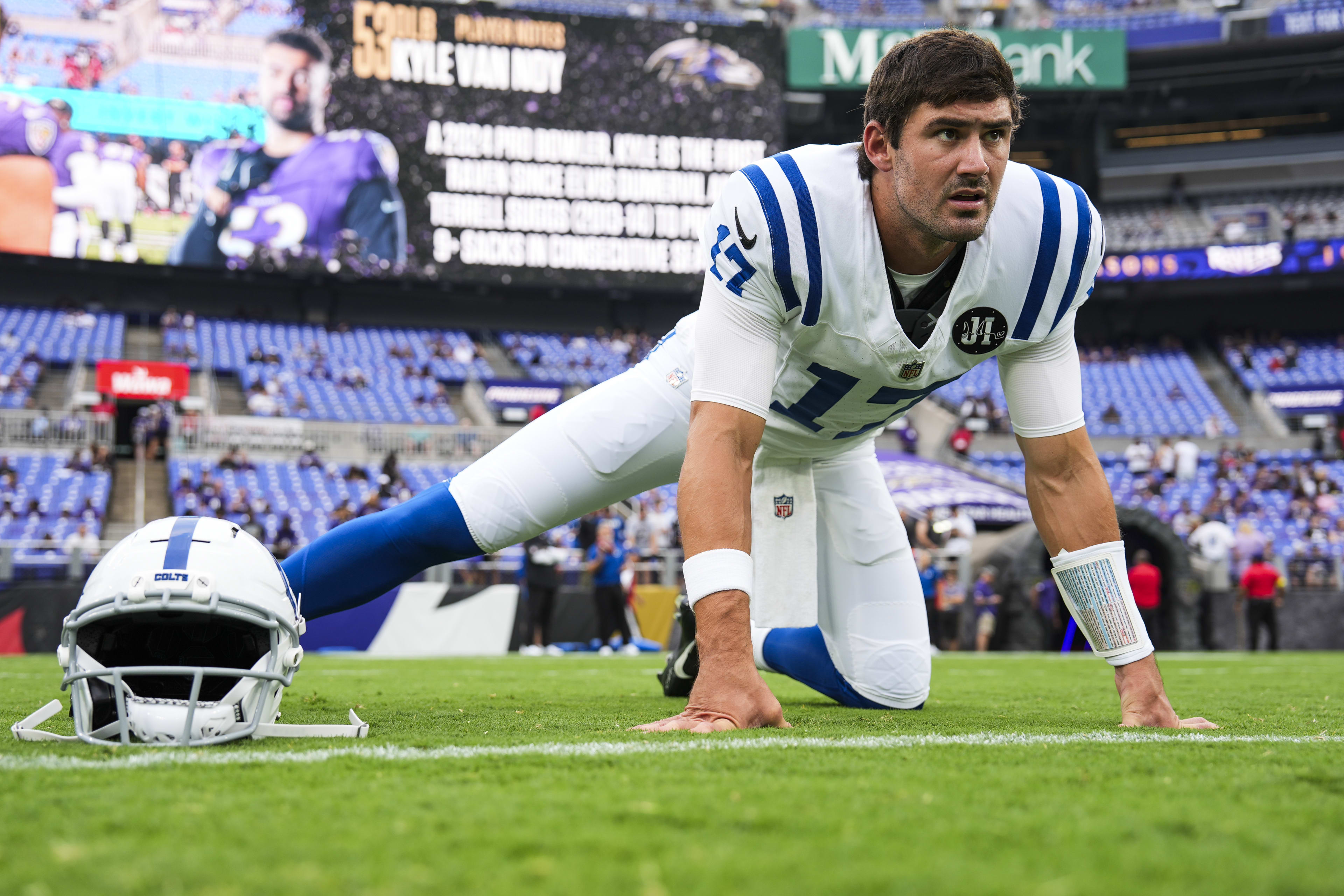 NFL starting quarterback salaries 2025: Who makes the most? - TheStreet