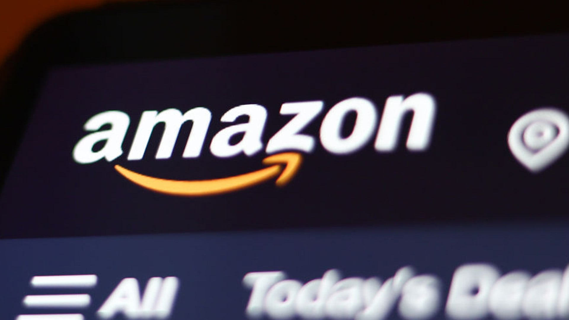 Amazon is selling an oversized workout top starting at $9 - TheStreet