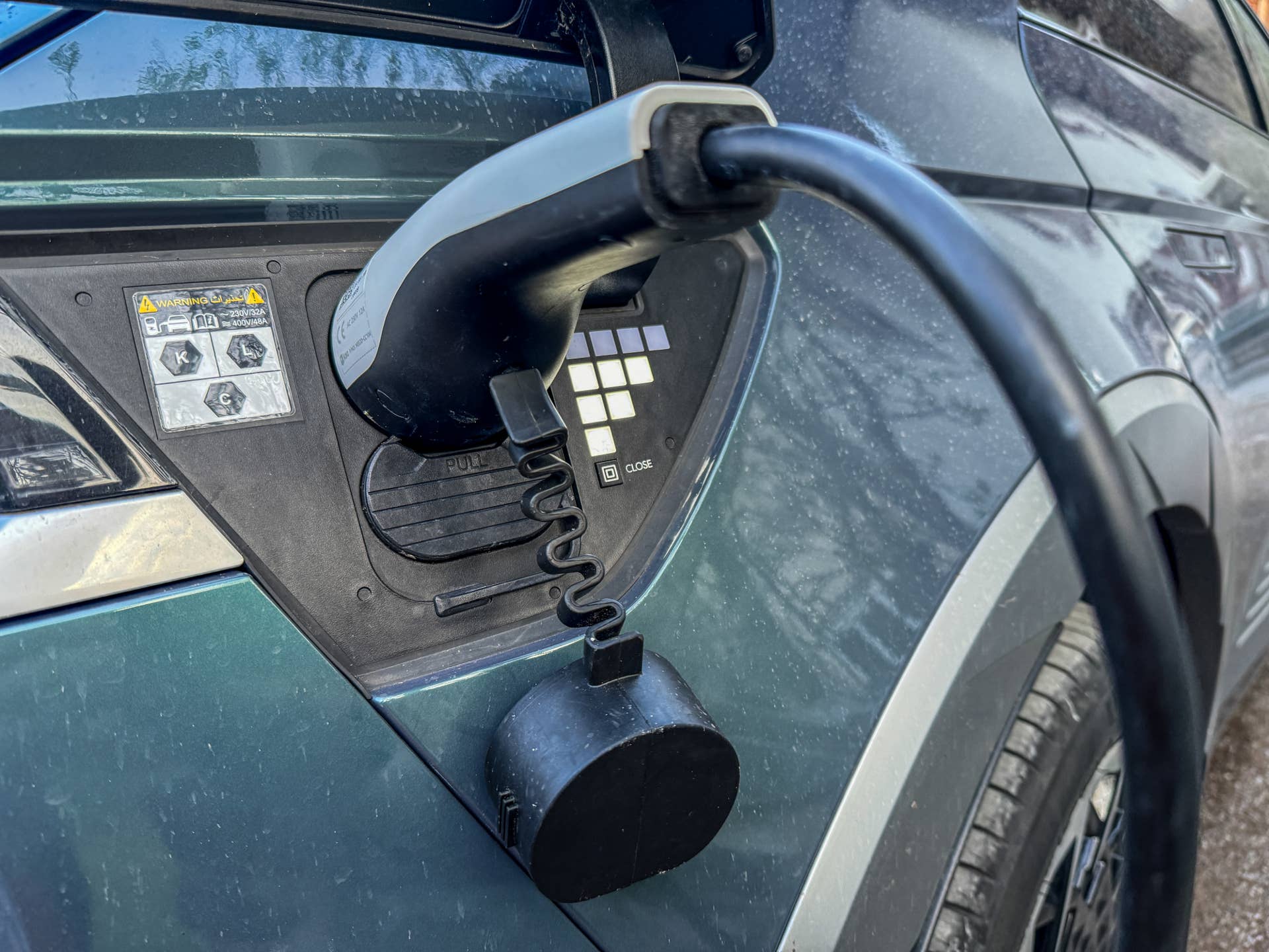 Tesla's biggest rival has a huge problem no one is talking about ...