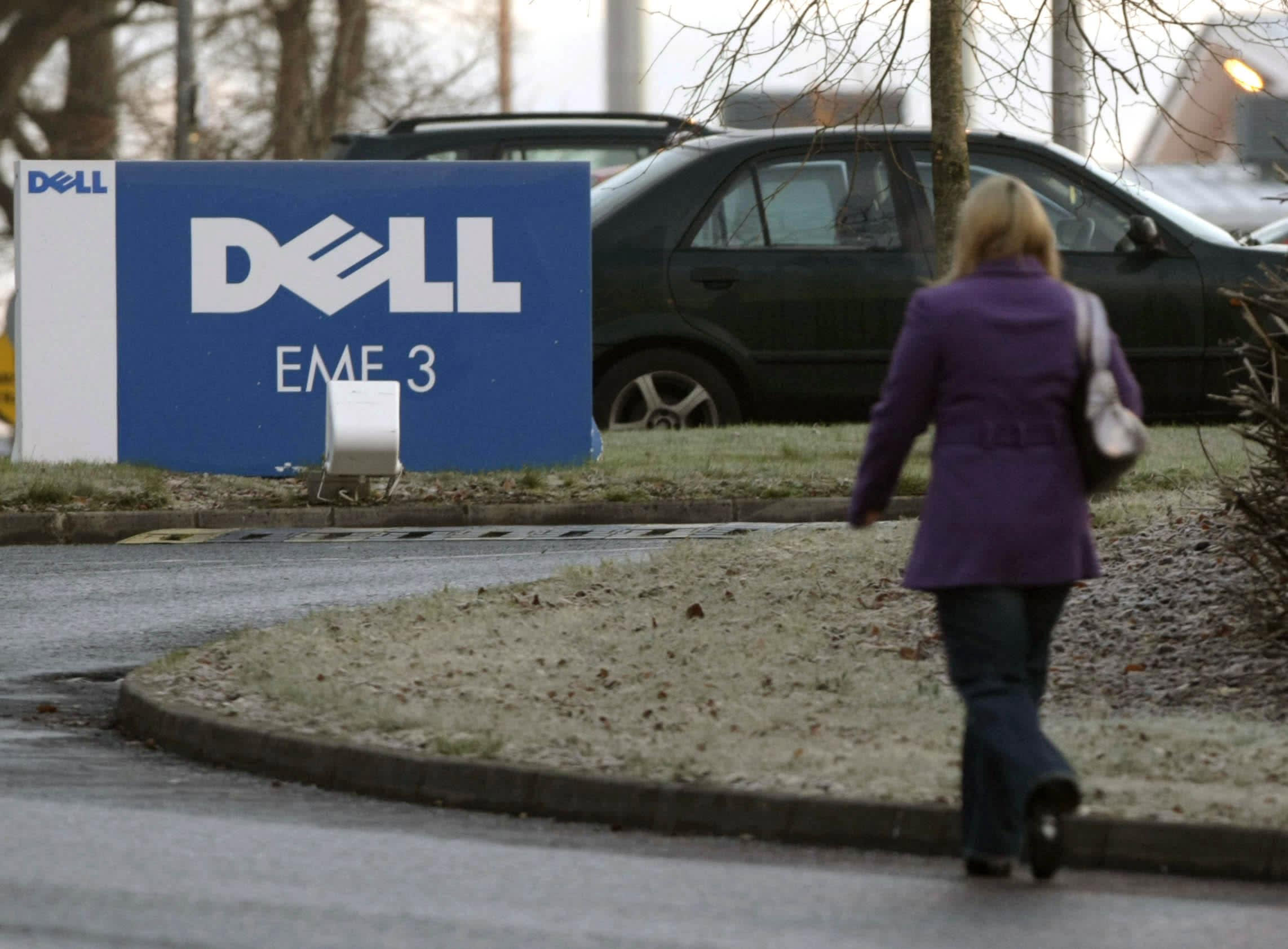 Dell CEO sends a stern wake-up call to employees - TheStreet