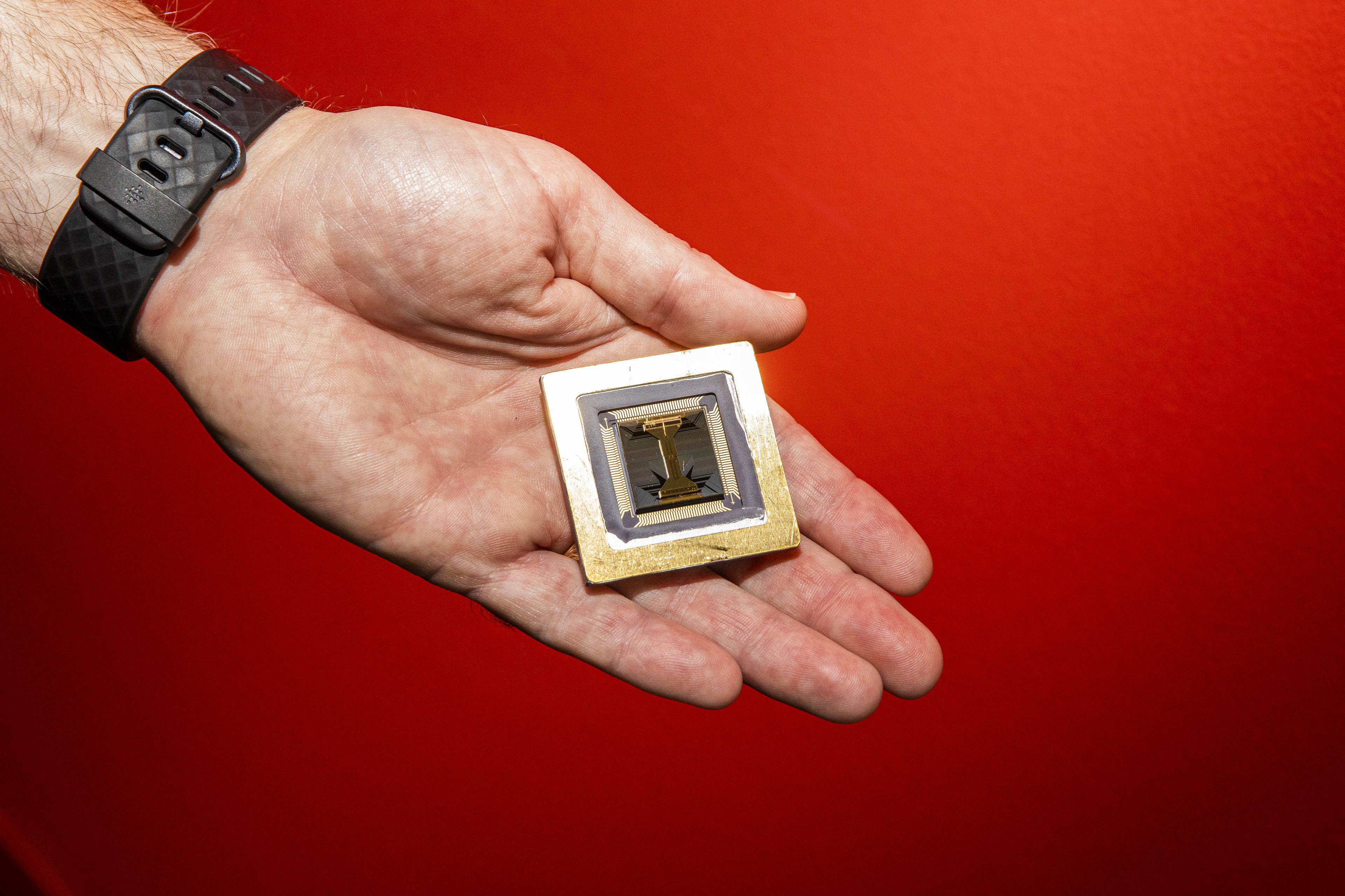 Microsoft reveals huge quantum computing chip breakthrough - TheStreet