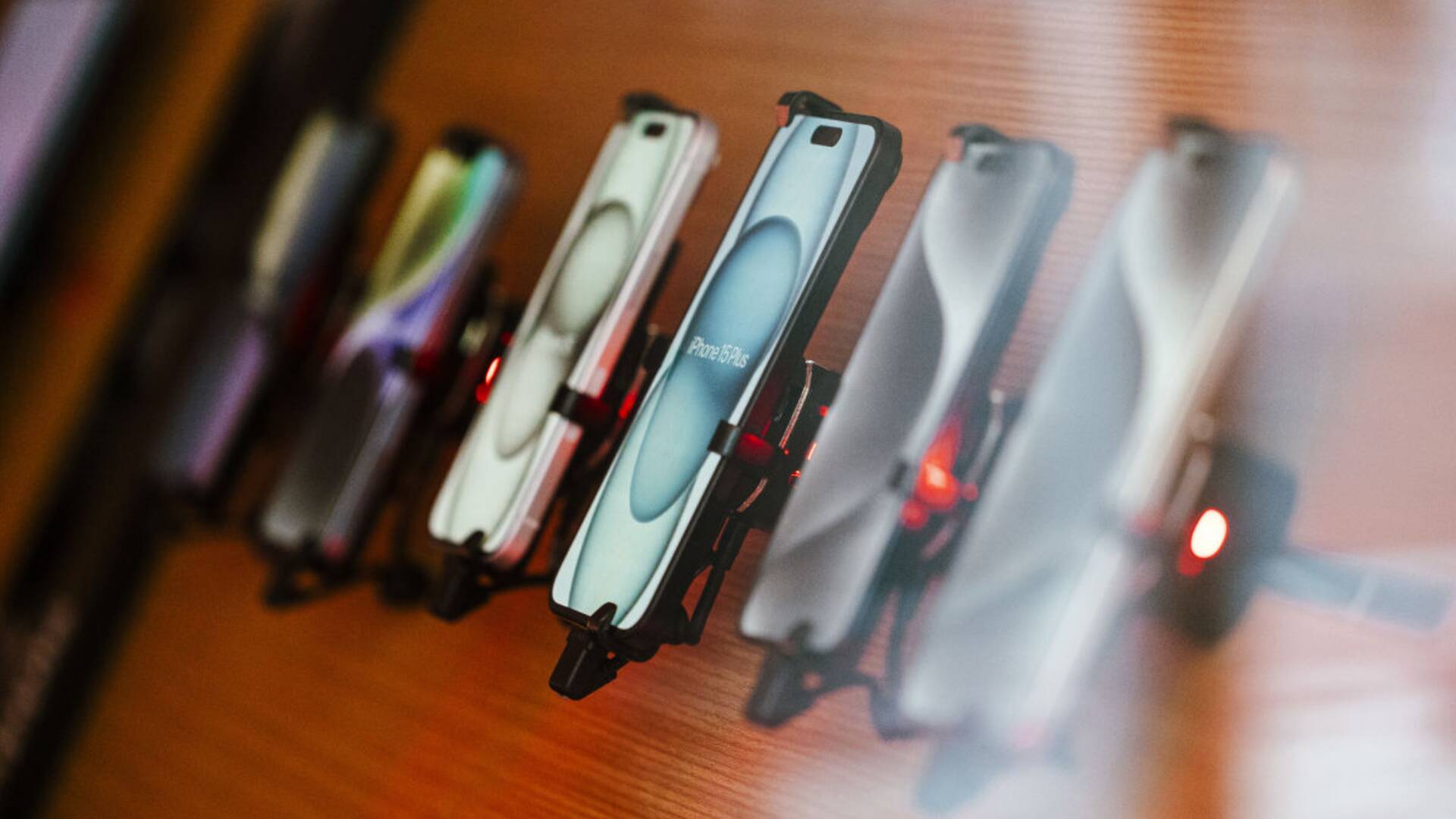 Verizon announces free offers for customers after major loss - TheStreet