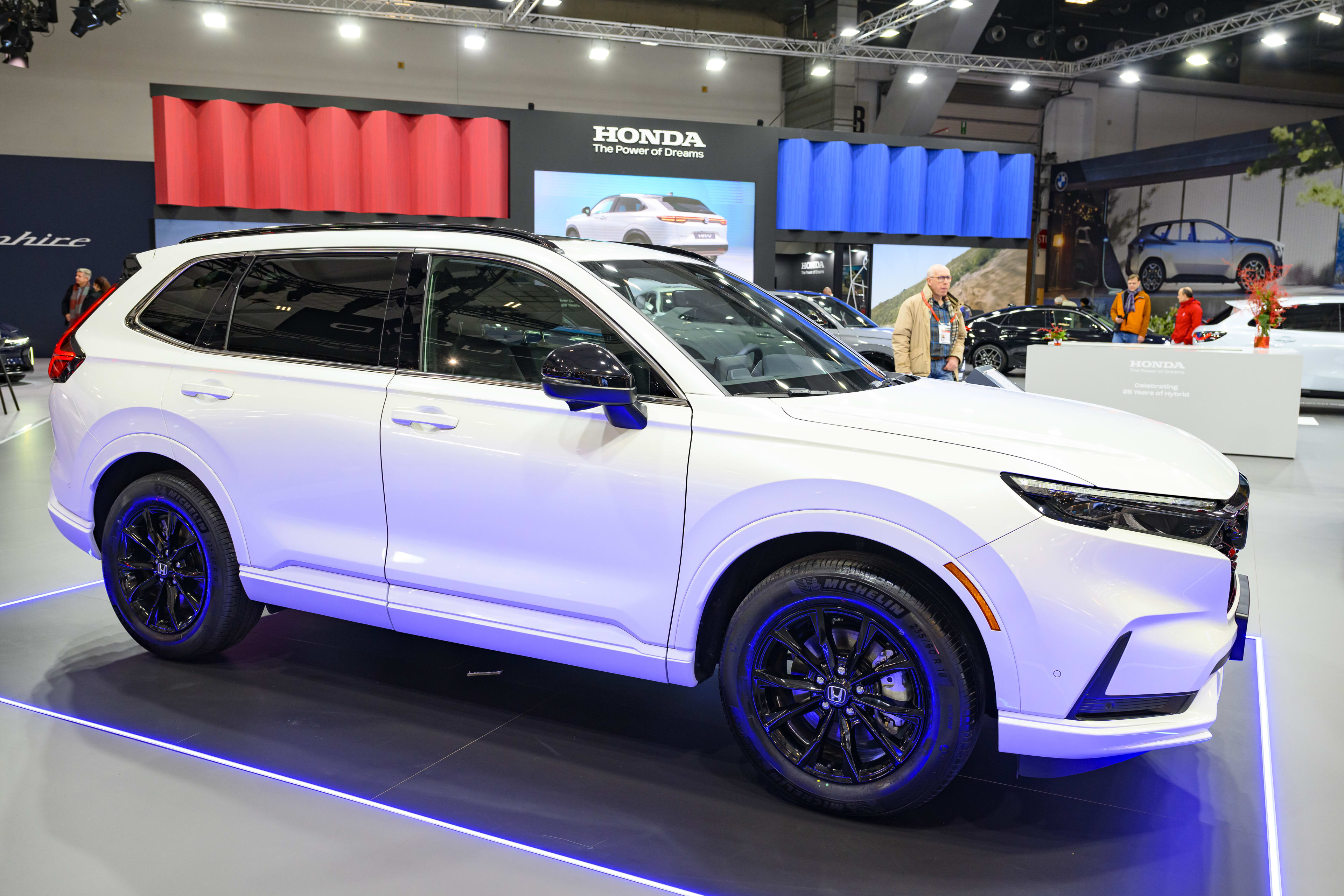 The best affordable fuel-efficient cars according to Consumer Reports ...