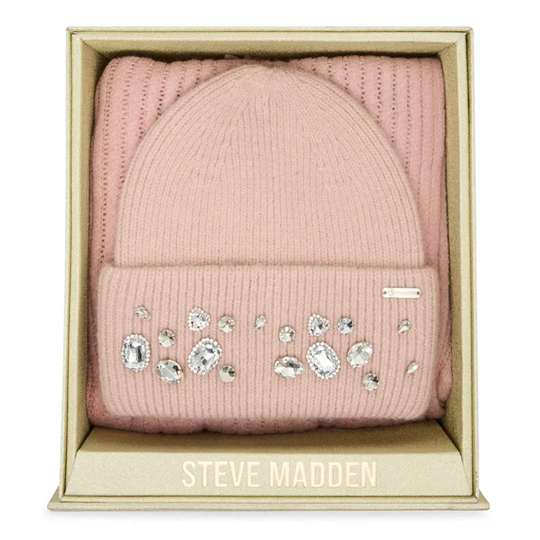Macy's Steve Madden beanie and scarf gift set is only $25 - TheStreet