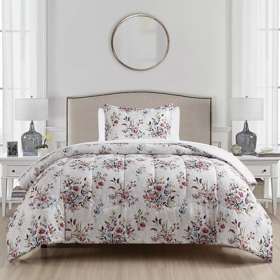 Macy's is selling a reversible 3-piece comforter set for $24 - TheStreet