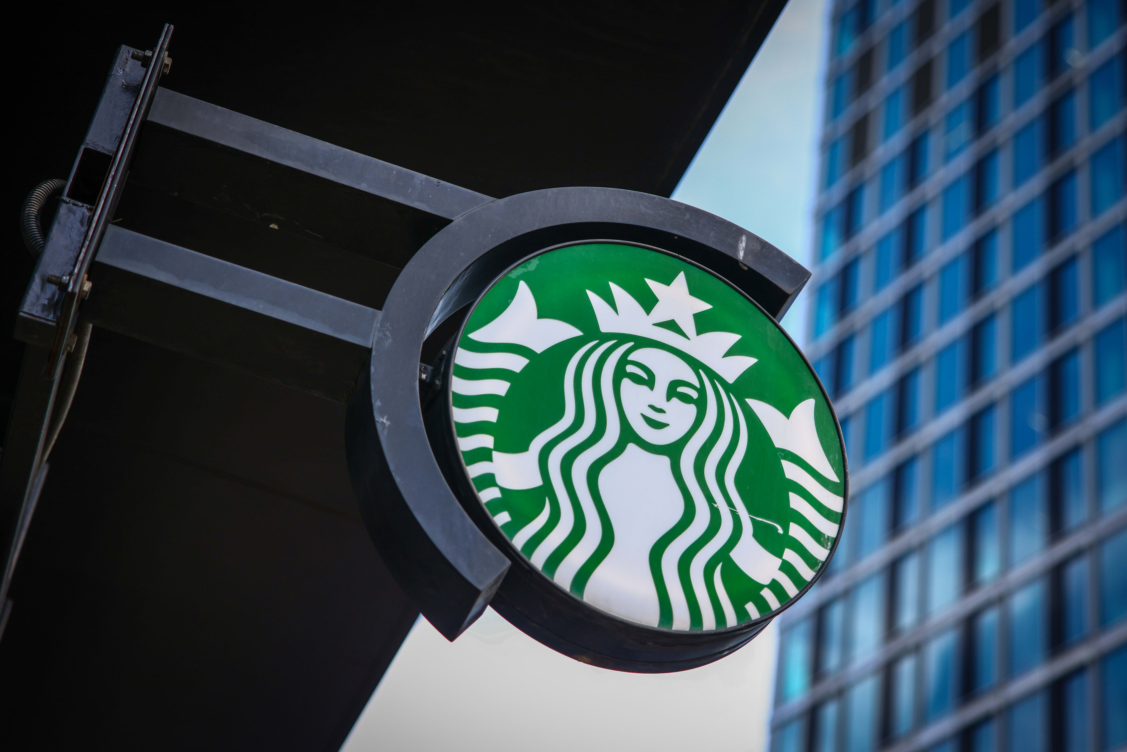 Is Starbucks open on New Year's Day? See store's holiday hours - TheStreet