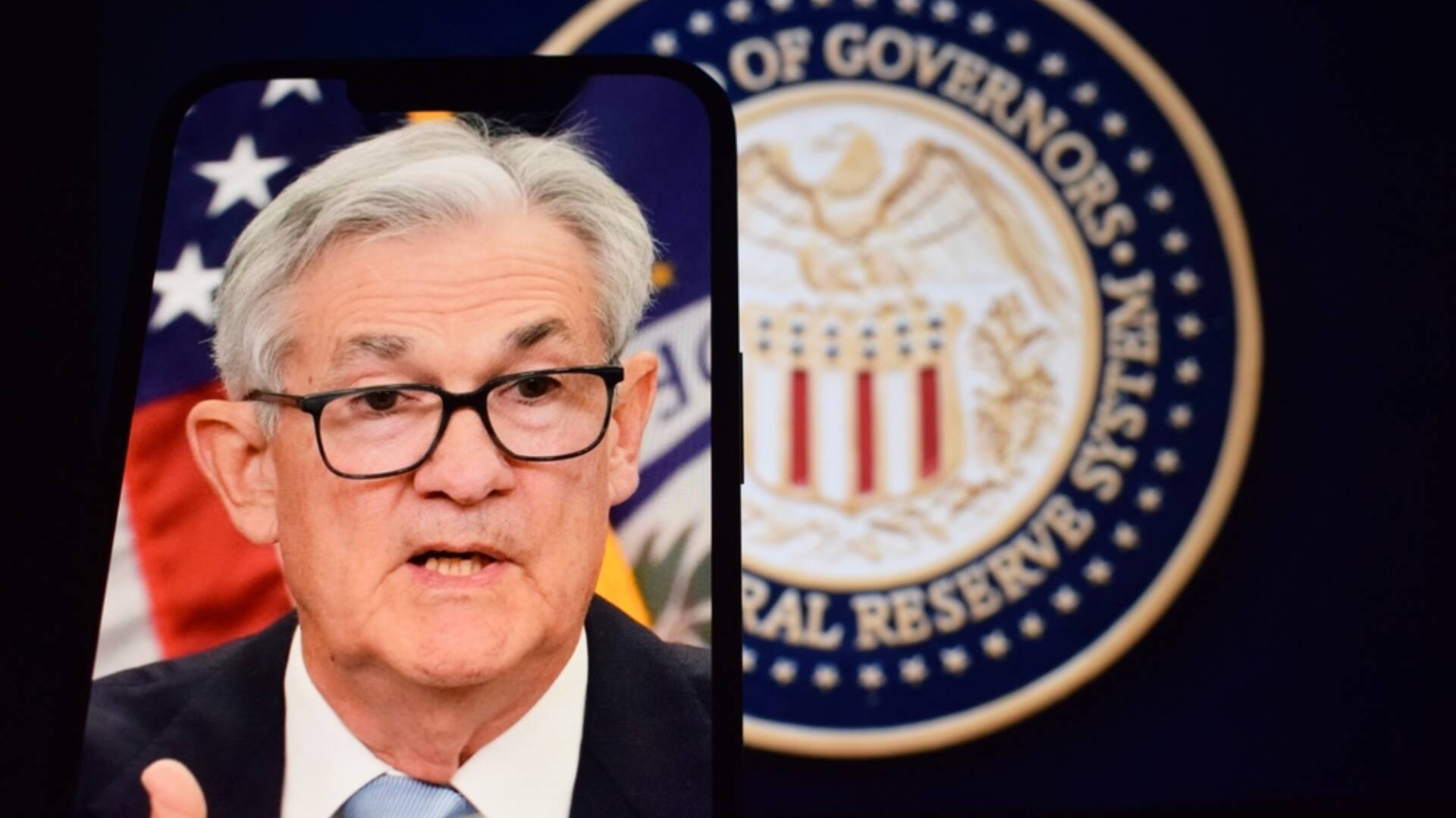 Billionaire Michael Bloomberg sends strong message on the Fed, economy ...