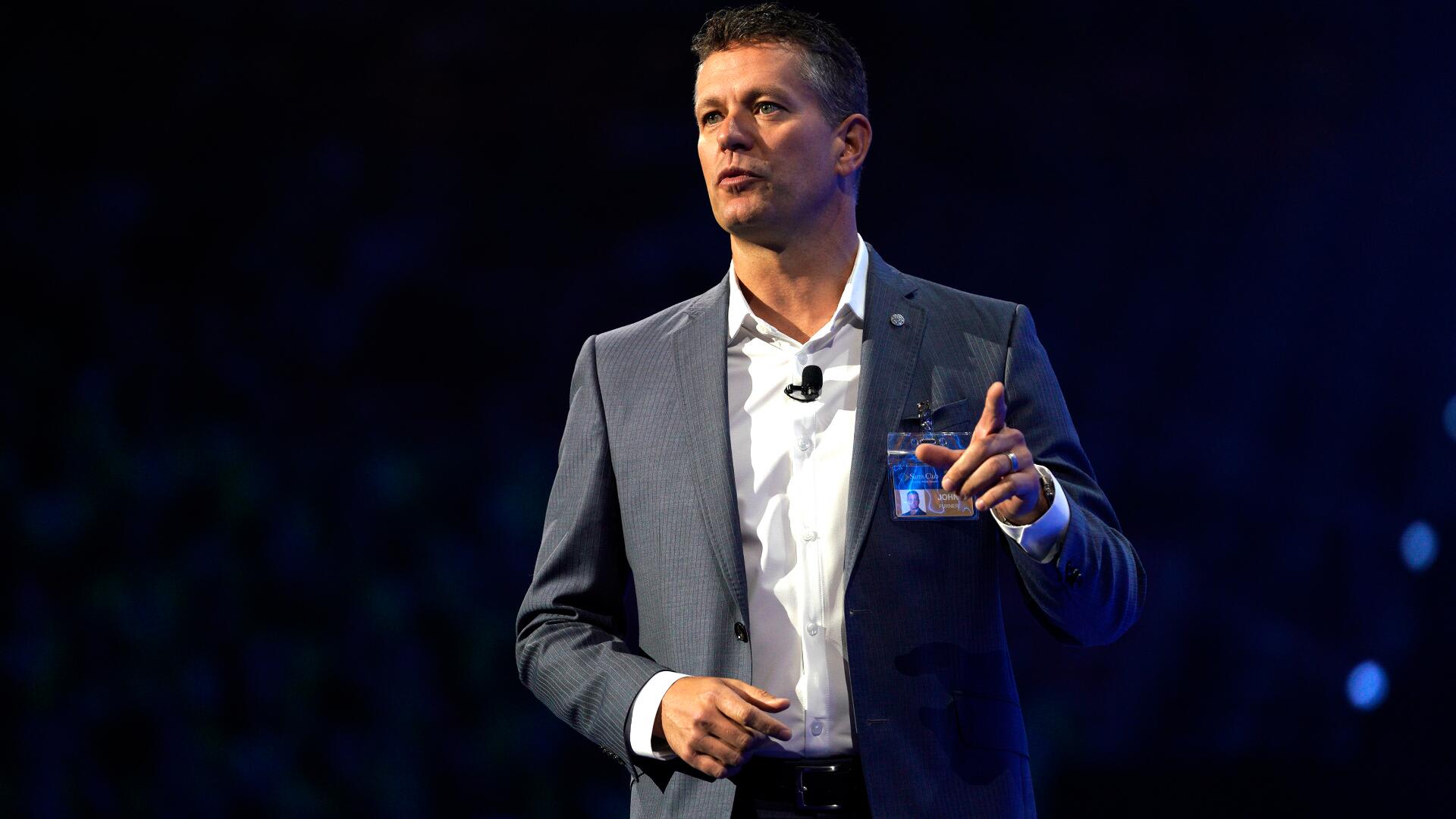 Walmart CEO Furner makes c-suite changes, gets multi-million dollar pay ...