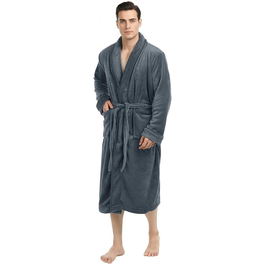 Amazon is selling a $30 fleece bathrobe for $24 - TheStreet