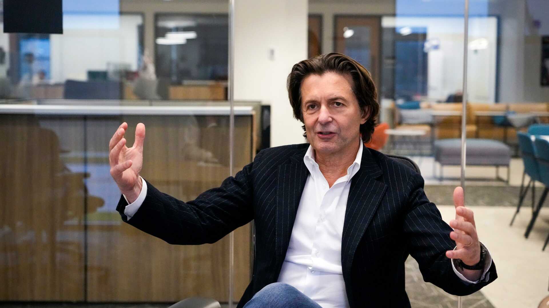 Vertiv CEO raises concern on hot AI hardware problem | VRT - TheStreet