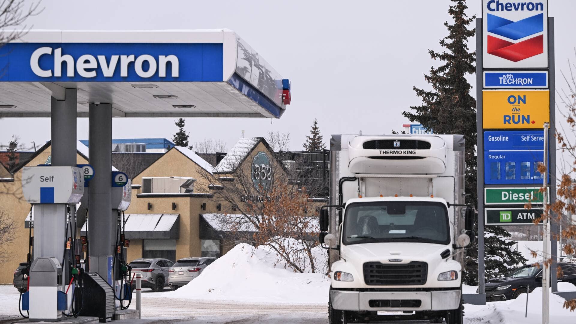 Chevron stock price target resets as oil strategy shifts | CVX - TheStreet